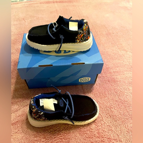 Hey Dude | Shoes | Last Price Drop Hey Dude Wally Toddler Sneakers ...